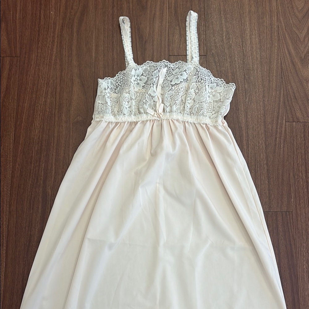Vintage Deena Sheer Light Pink/Peach Nightgown Linger… - Gem